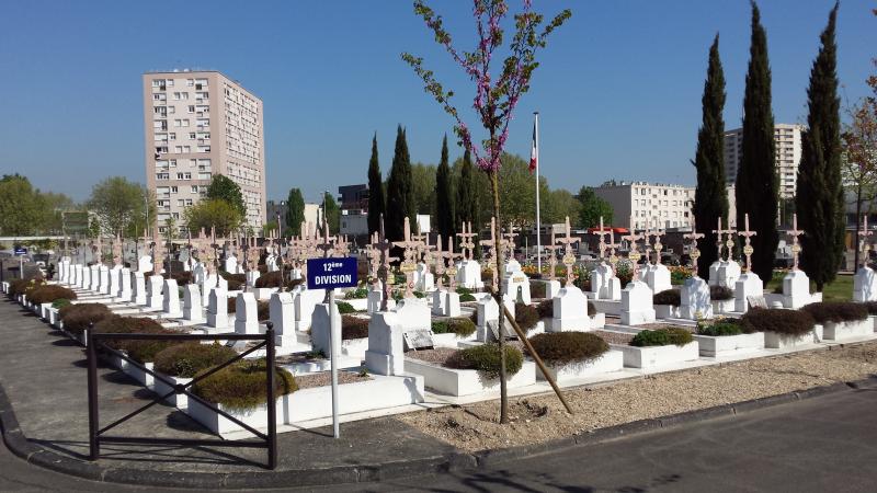 Cimetière militaire de Bois-Colombes (92) - Forum PAGES 14-18